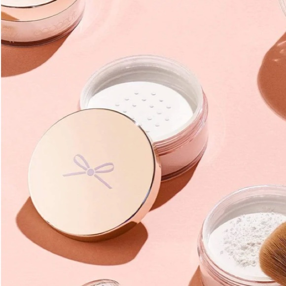 Ciate | Makeup | Nwt Ciate Everyday Vacay Coconut Setting Powder | Poshmark